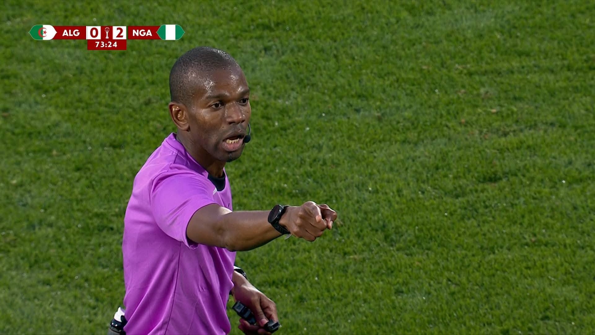 قرارات تحكيمية مثيرة للجدل تُنهي مشوار الخضر في "الكان" - EDDIWAN